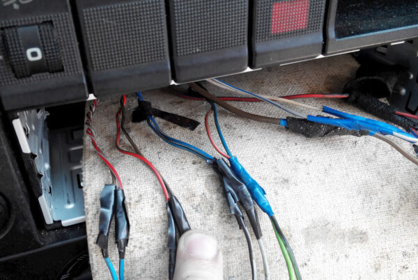 Car stereo won't turn on with ignition - How to eliminate?